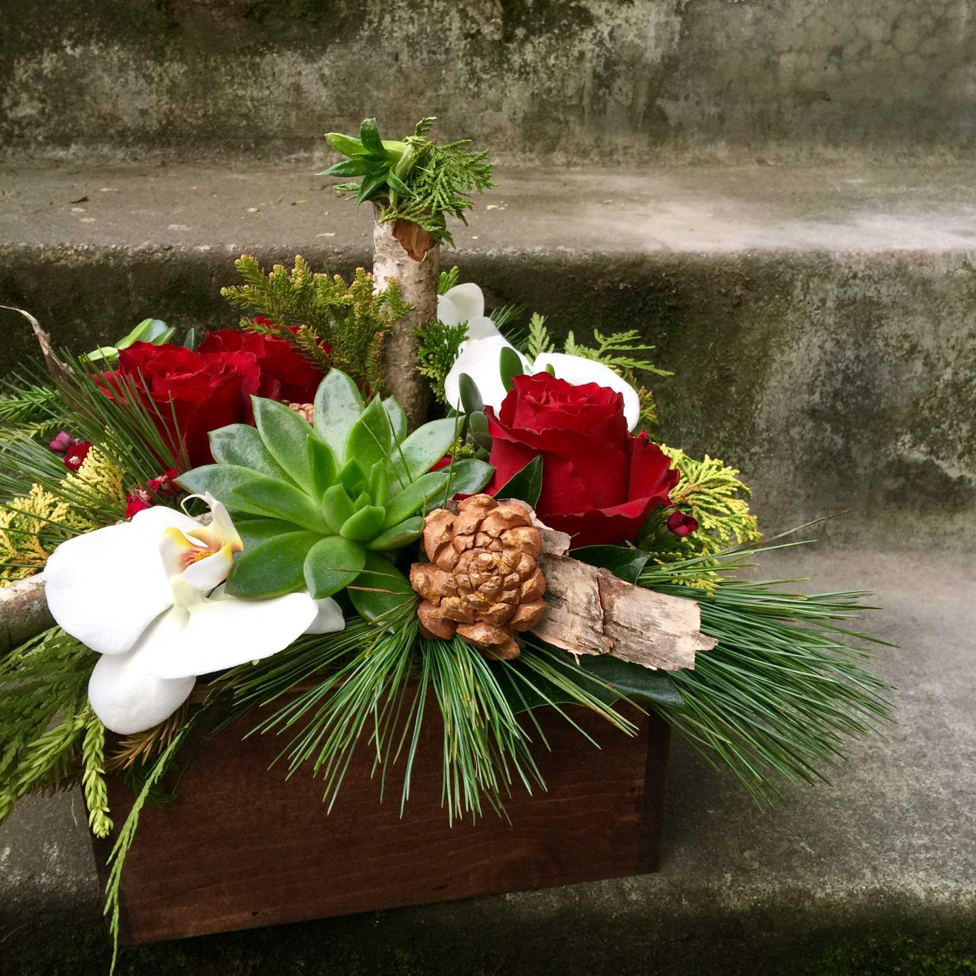 Medium Texture Box in Seattle, WA | Fiori Floral Design