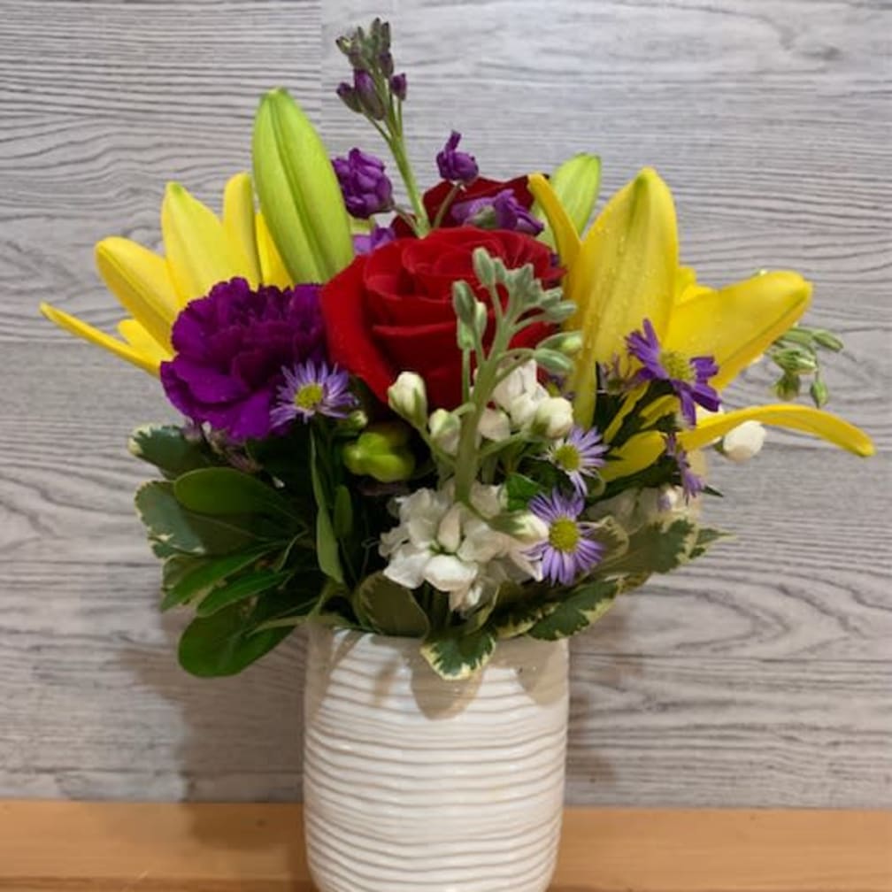 Bismarck Florist | Flower Delivery by Dutch Mill Florist