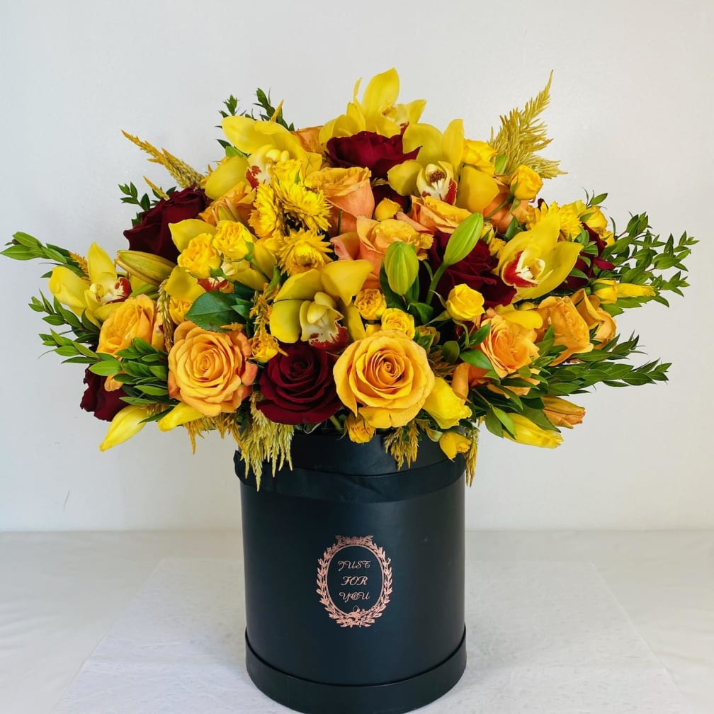Costa Mesa Florist | Flower Delivery by Flower-Synergy