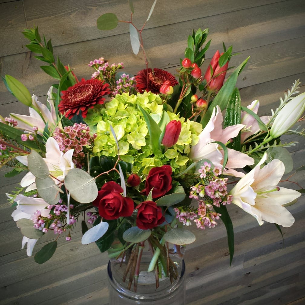 Litchfield Florist | Flower Delivery by Flowers of Distinction