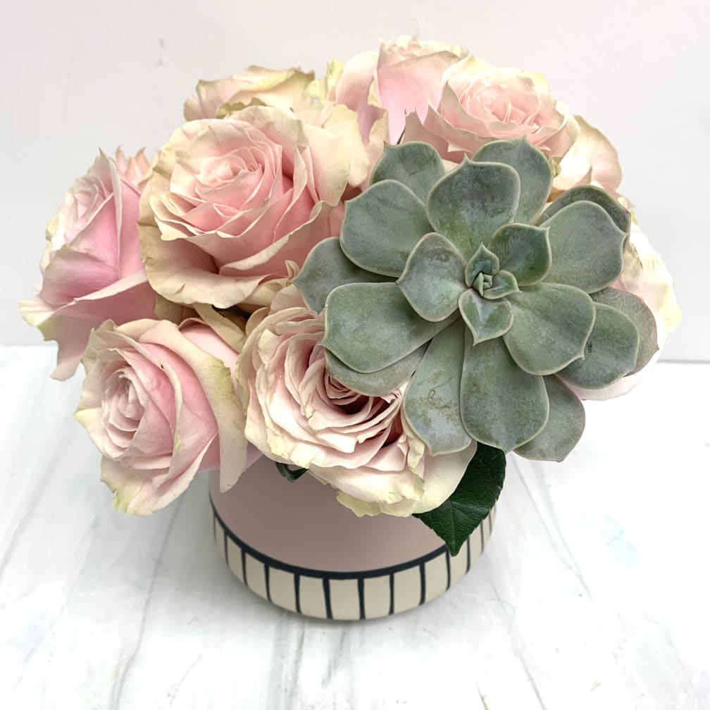 Summit Florist | Flower Delivery by Parker's Petals