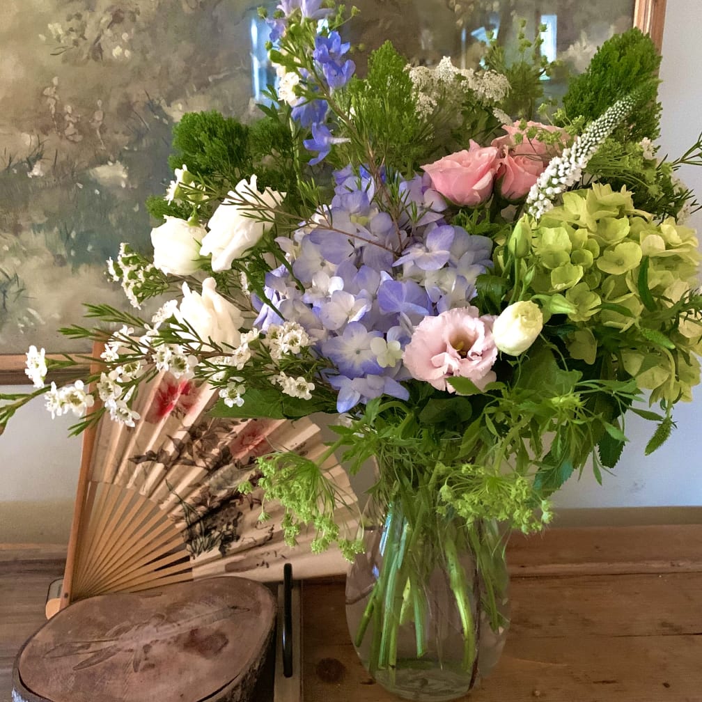 Litchfield Florist | Flower Delivery by Flowers of Distinction
