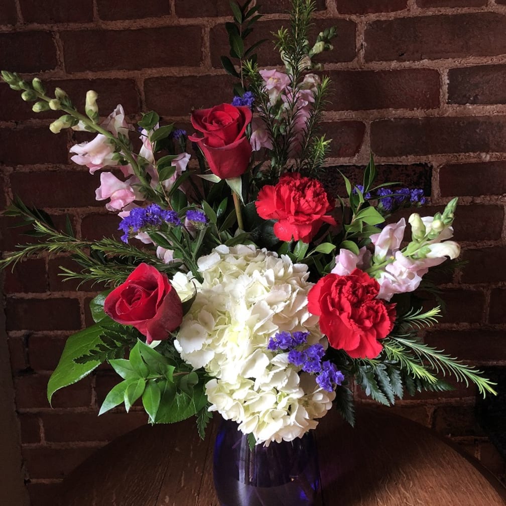 Jefferson City Florist | Flower Delivery by River City Florist