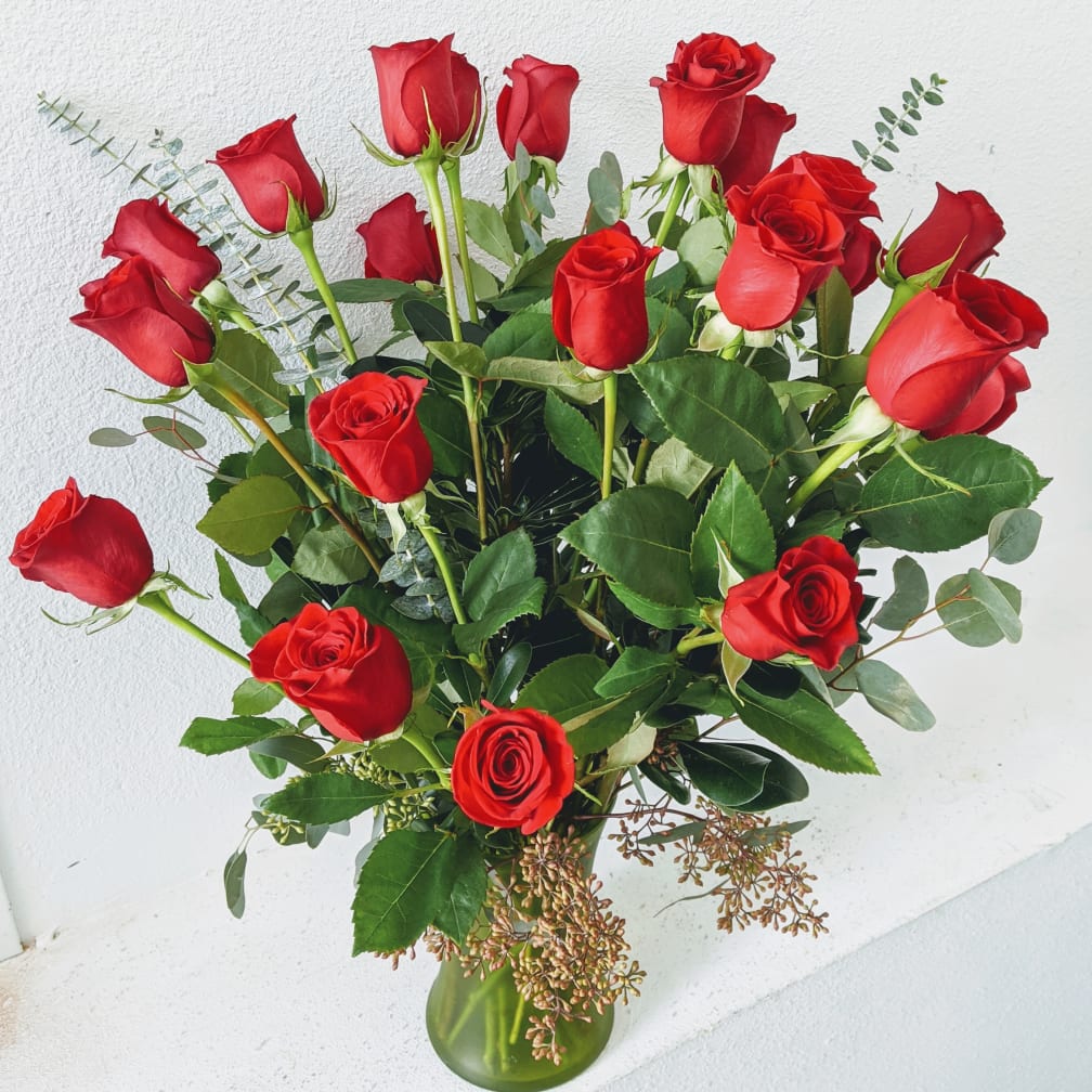 Farmington Florist | Flower Delivery by Buds Floral Studio