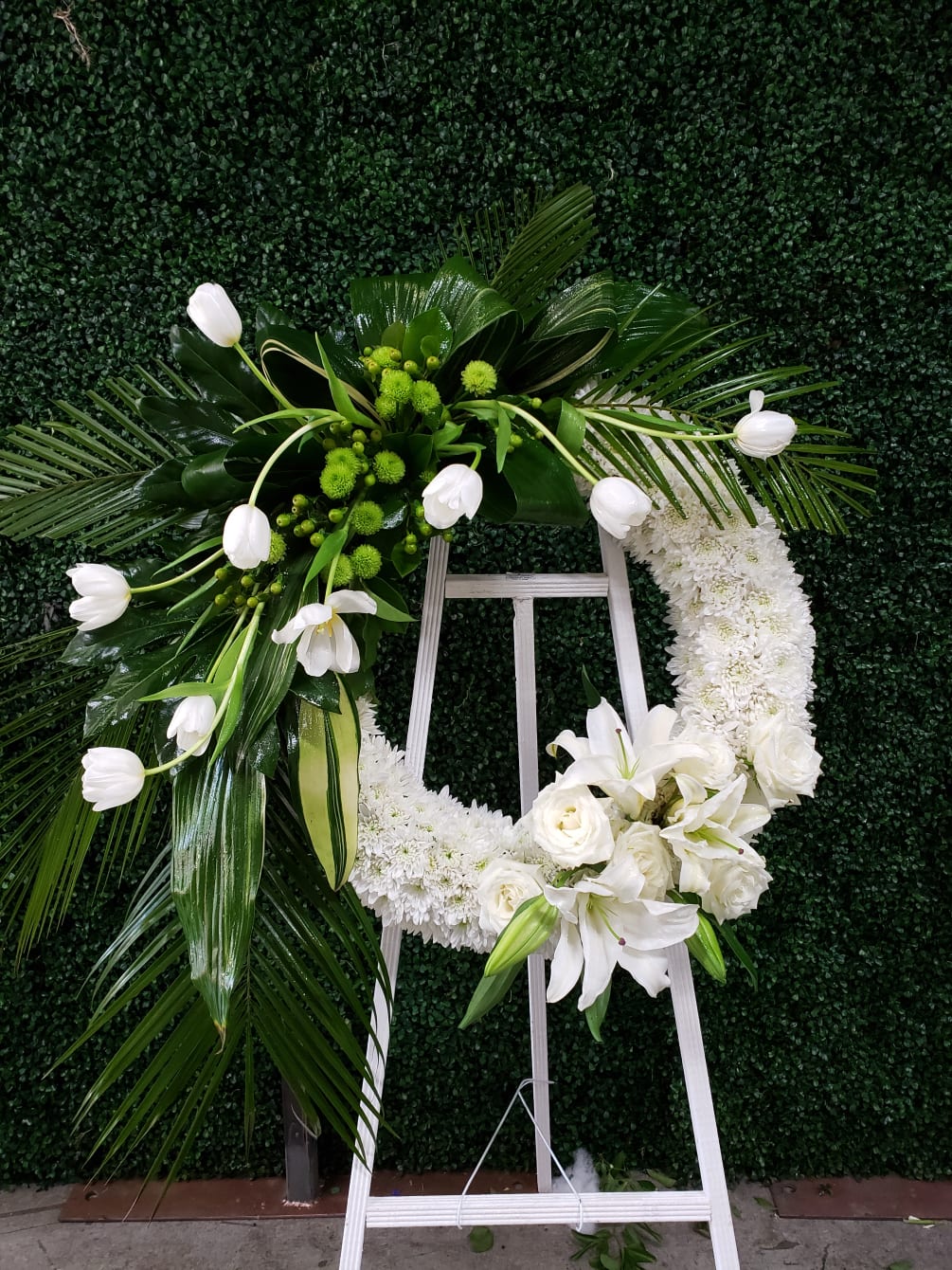 Contemporary Expression Sympathy Wreath by Isha Foss Design