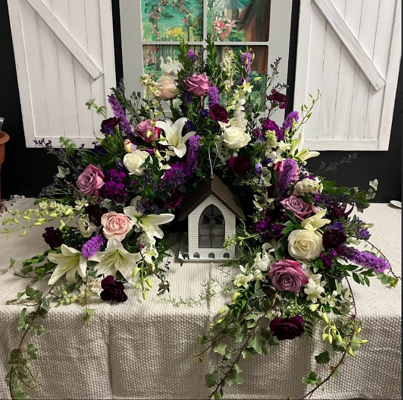 Admirable Lavender Tribute Surround by Colonial Florist and Gifts