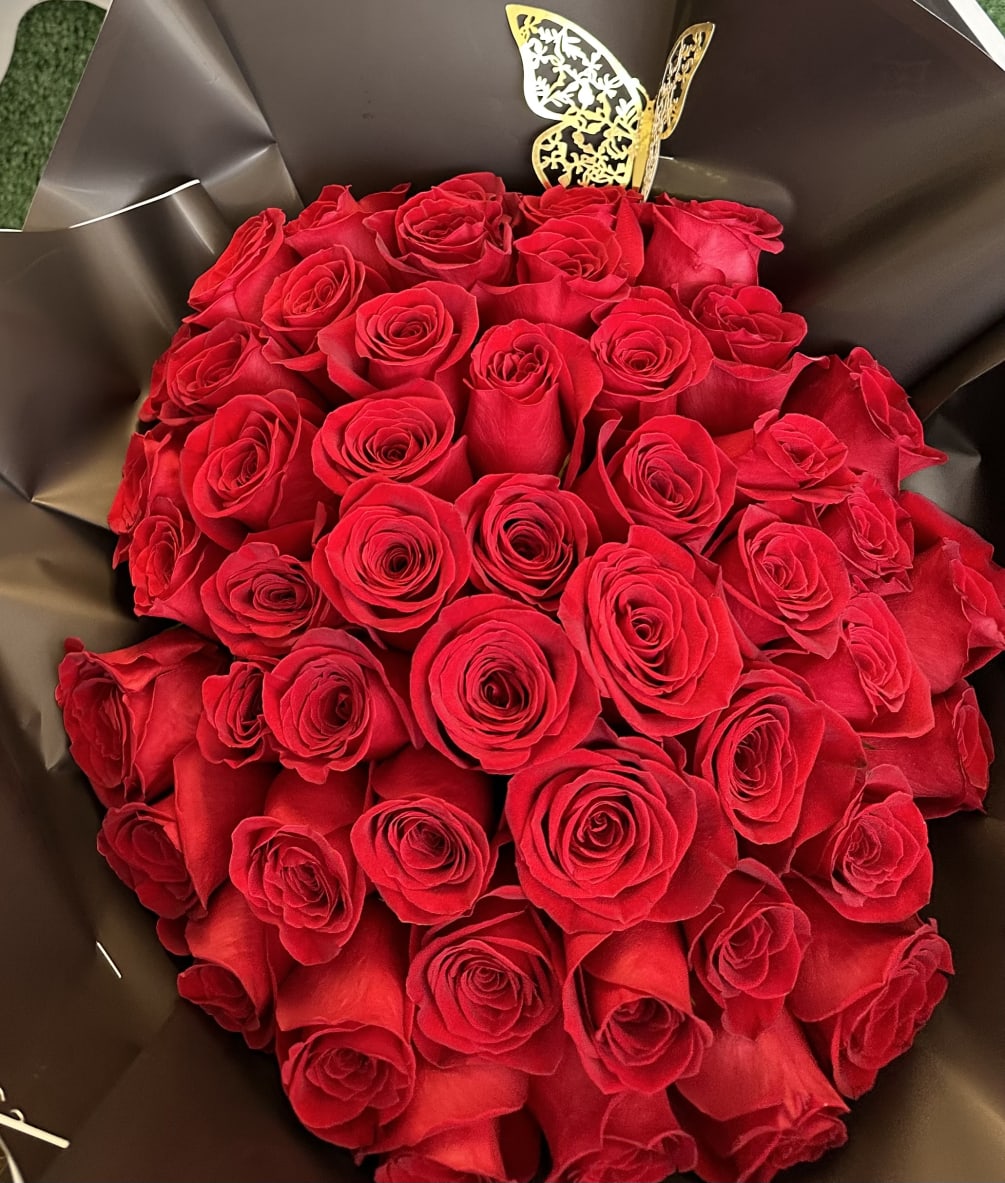 Ramo Buchon 35 by Yummy Bouquets