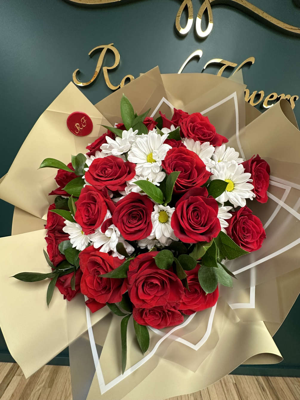 Roses Are Red Daisies Are White by Royal Flowers