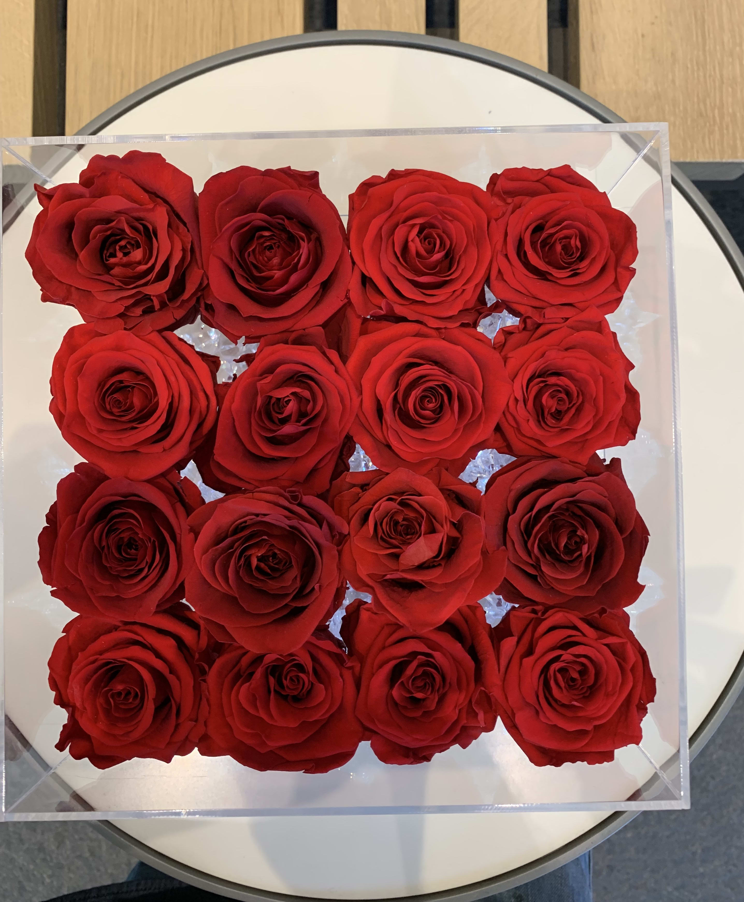 Preserved chic rose Box in Los Angeles, CA | Downtown Flowers