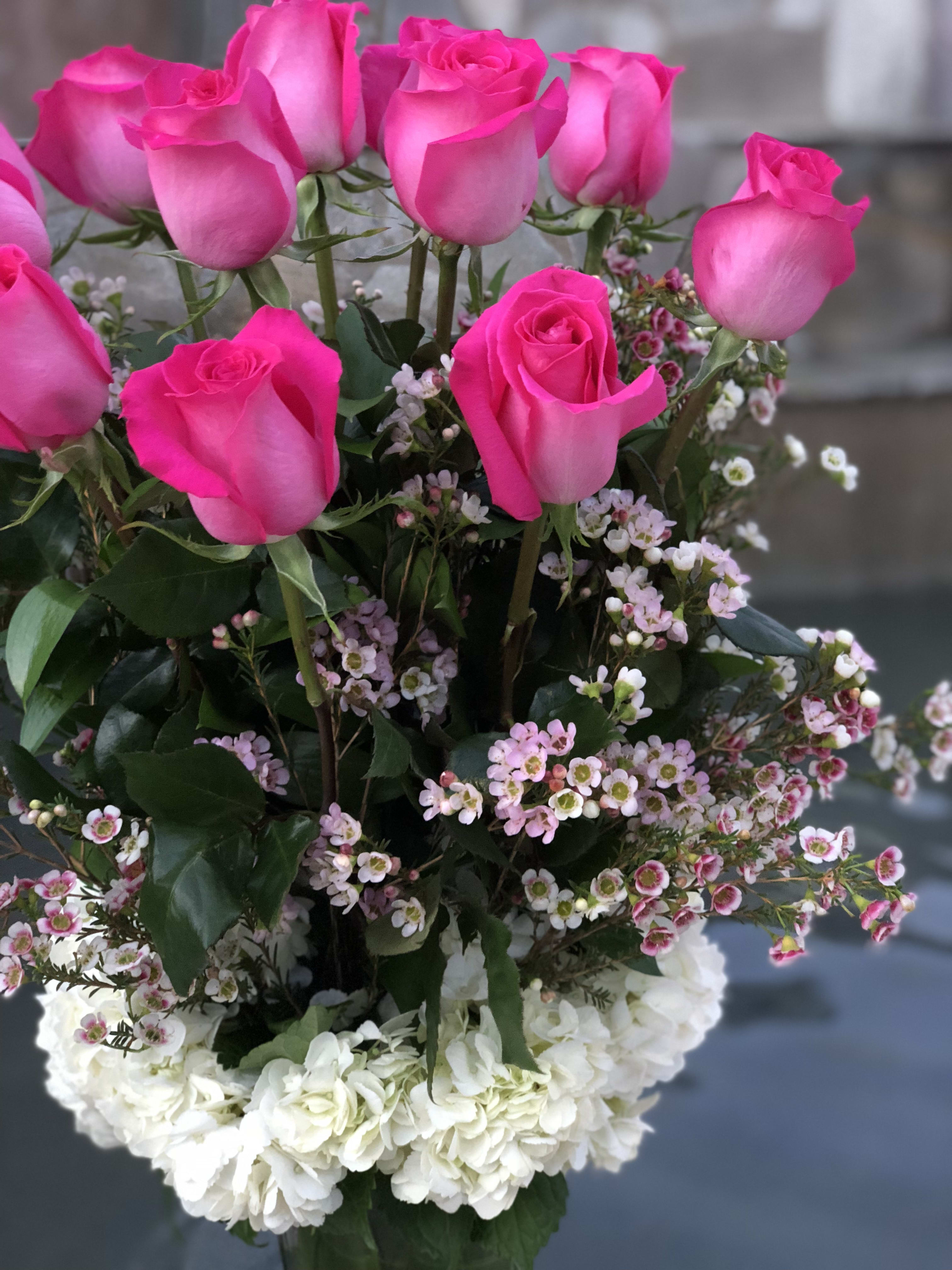 Pauline - Dozen Long Stem Pink Roses in a Vase in Torrance, CA | Andes ...