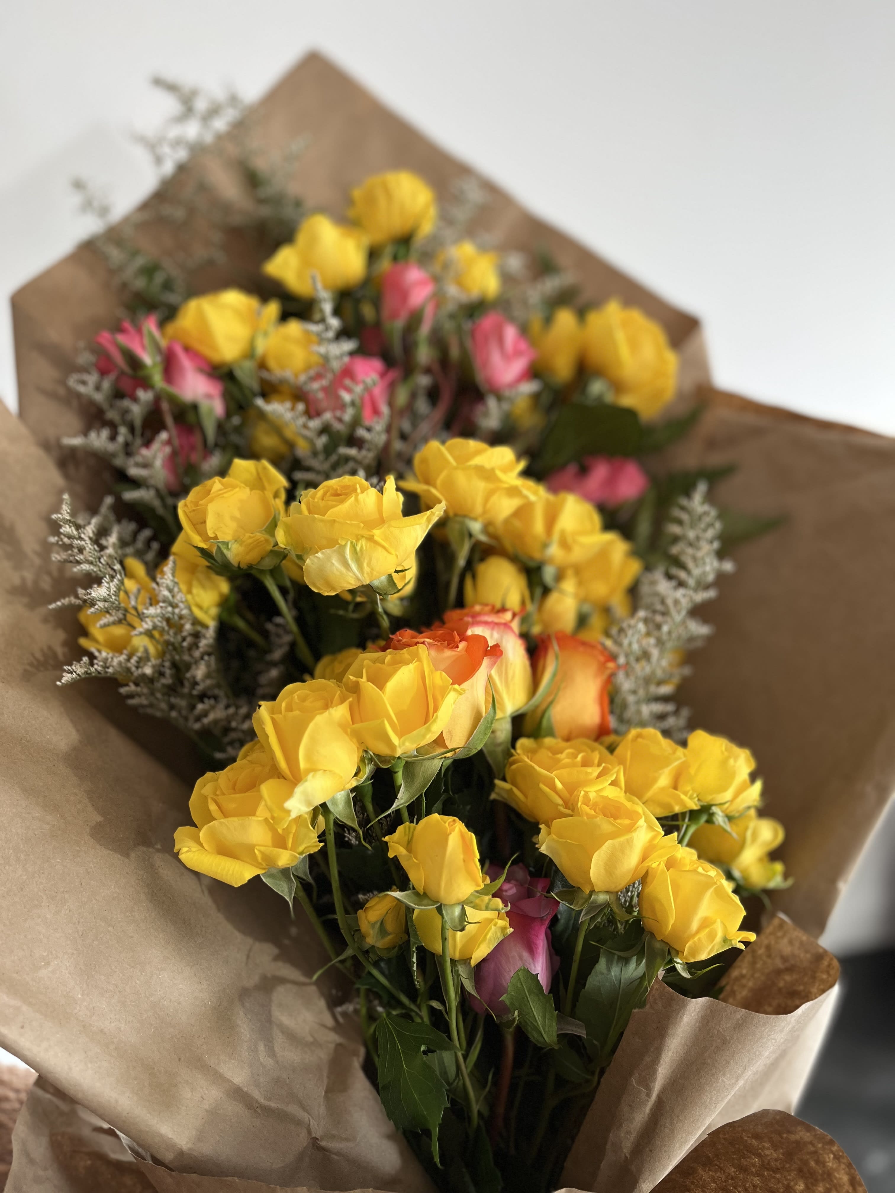 Spray Rose Bouquet in Vancouver, WA | Danyra's Flower