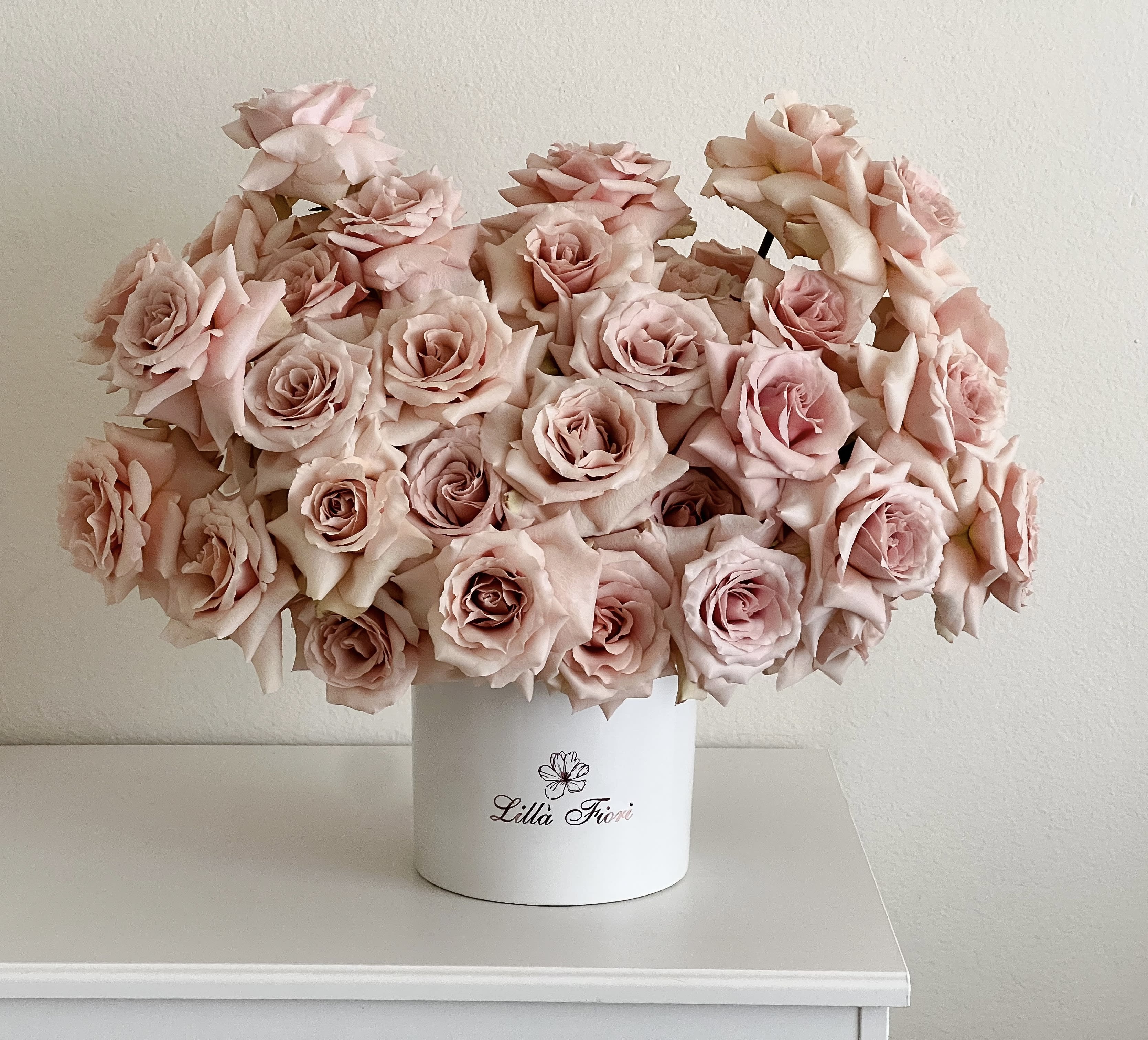 Quicksand Roses by Lillà Fiori