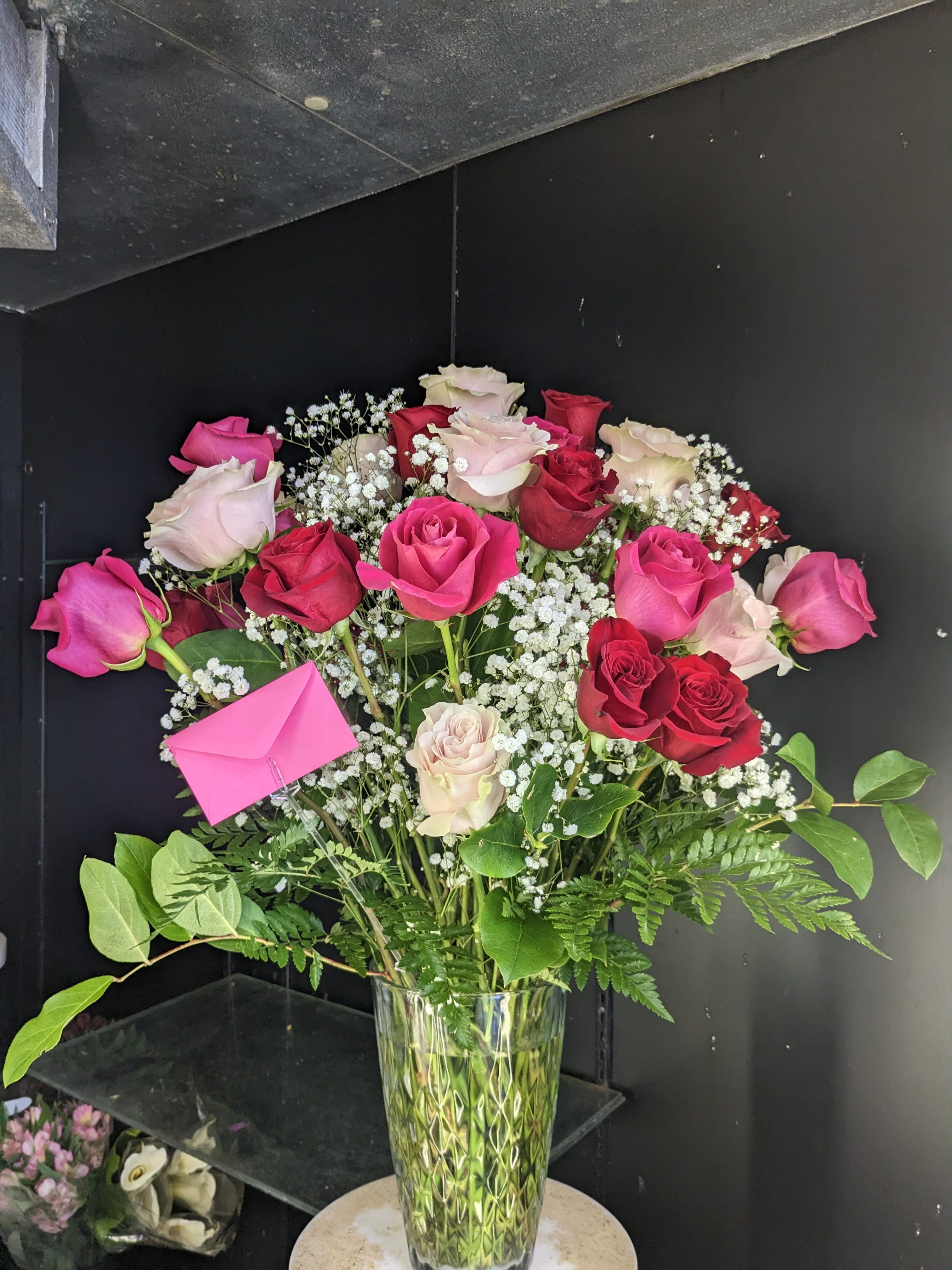 Pink blush_ Dozen Long Stemmed Roses with Baby's Breath in Lincolnwood ...