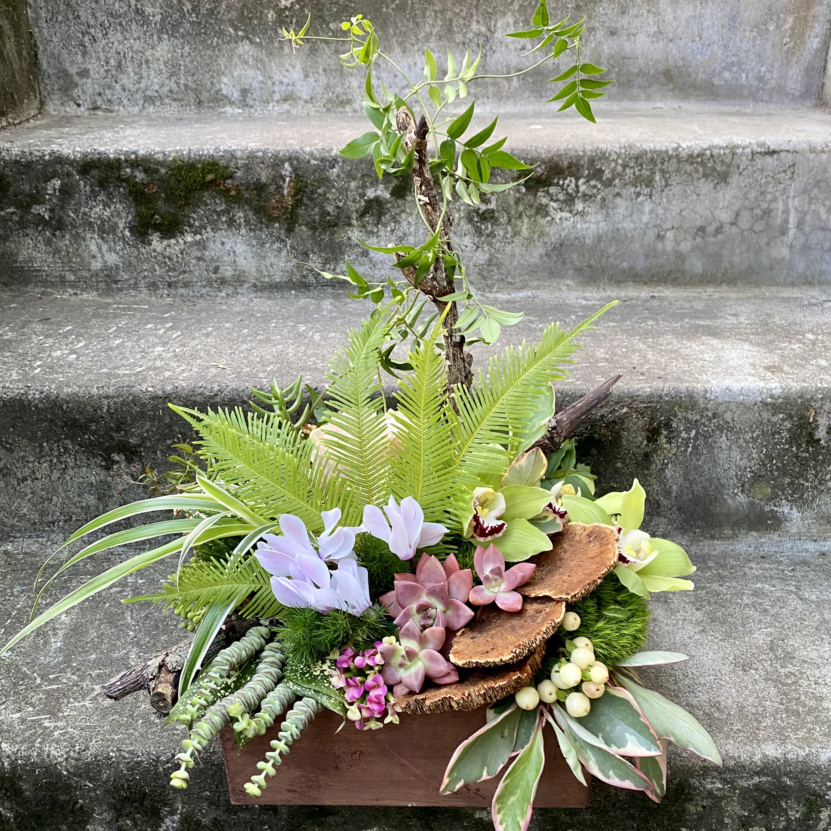 Large Texture Box in Seattle, WA | Fiori Floral Design