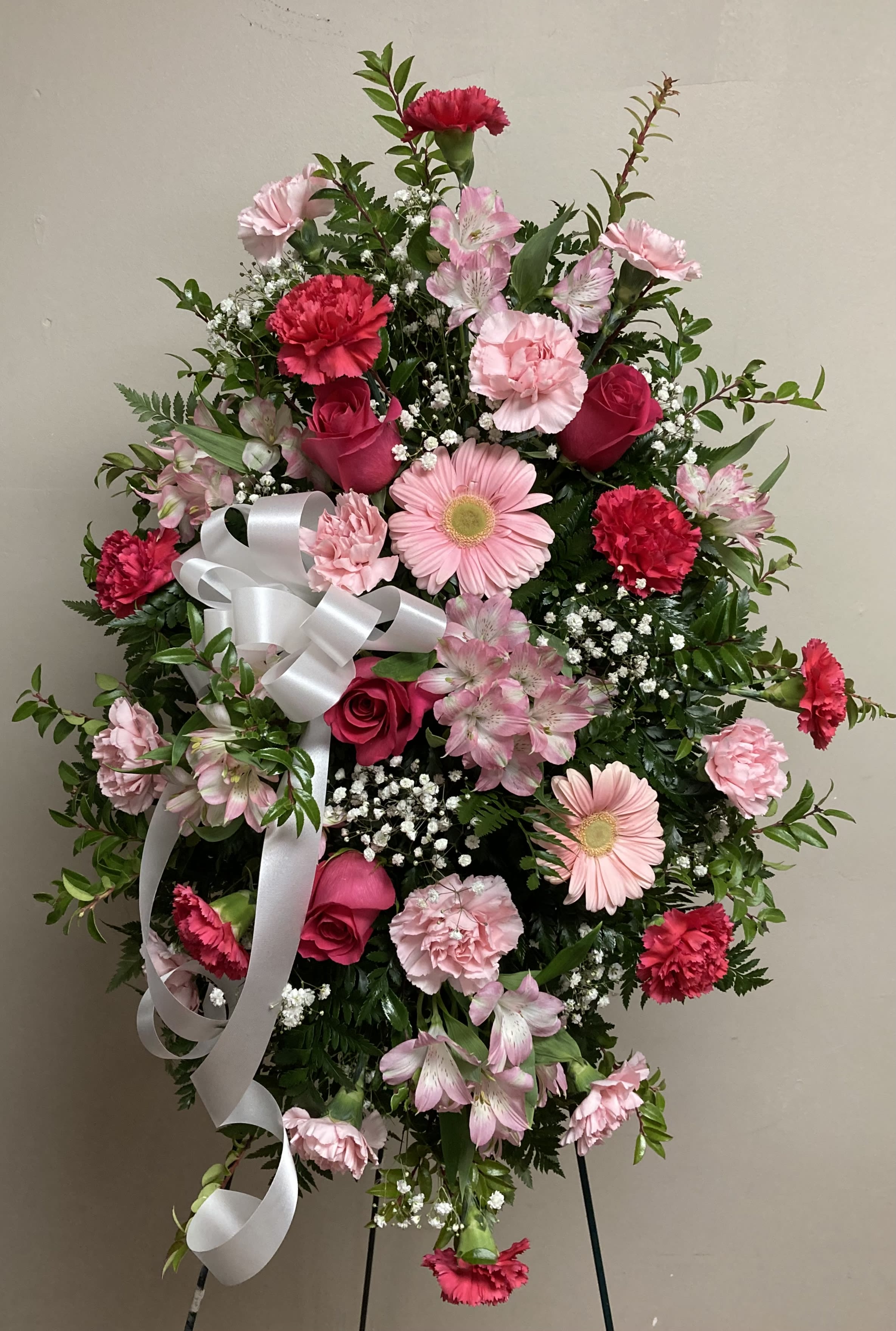 Tributes Of Pinks By Candlelight And Roses In Billerica Ma Candlelight