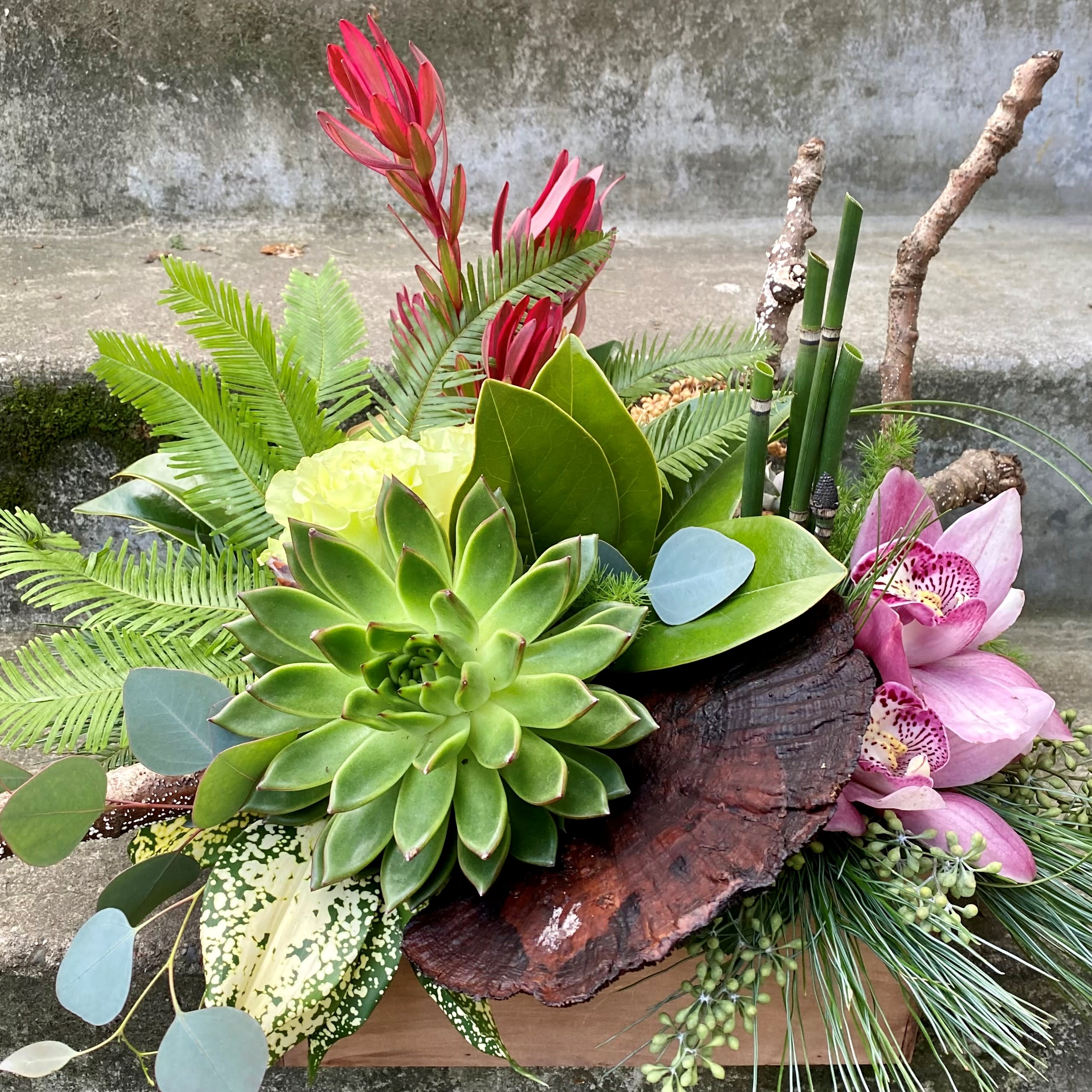 Large Texture Box in Seattle, WA | Fiori Floral Design