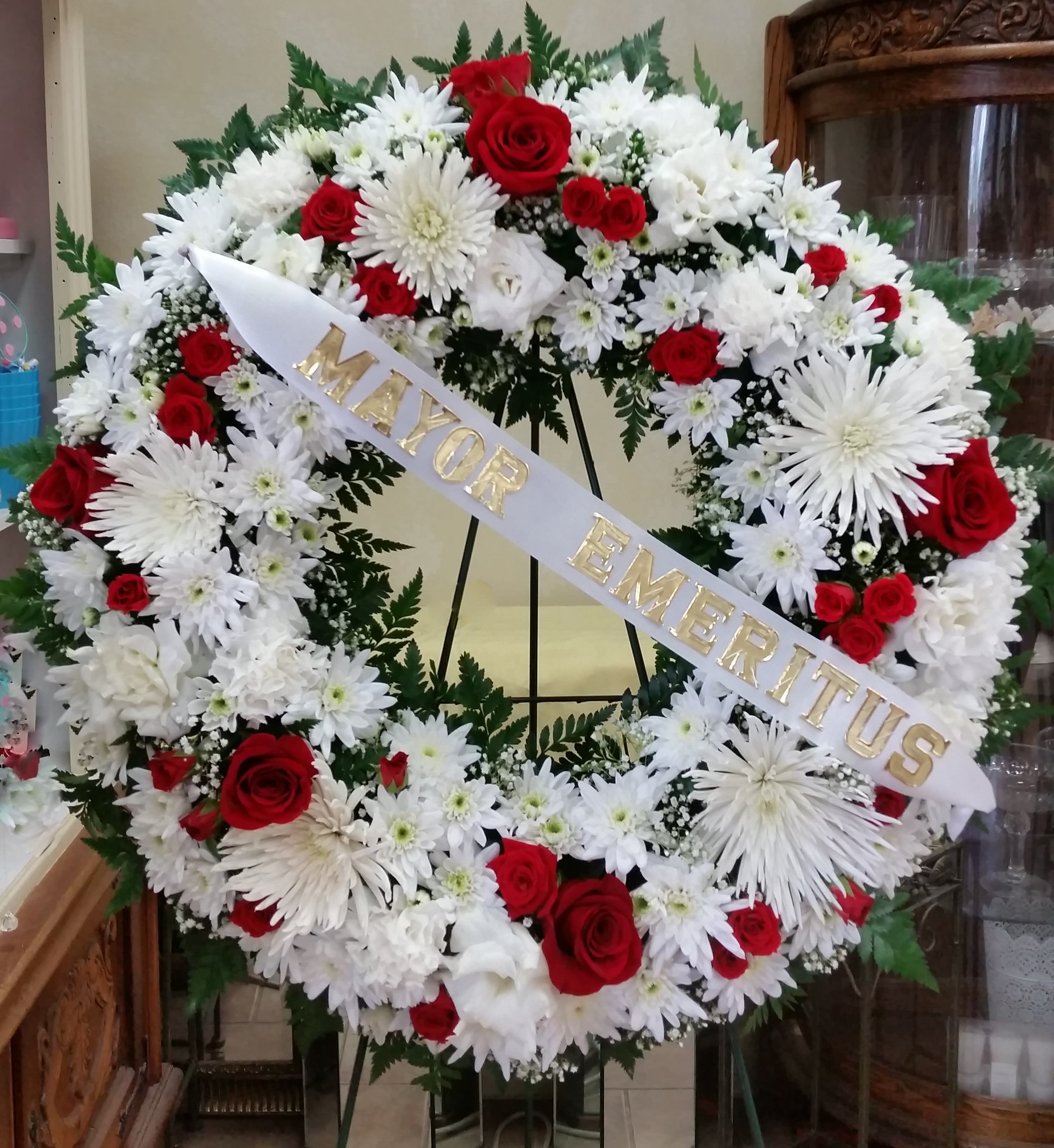 In Remembrance Wreath in Camarillo, CA | Ponderosa Flower Shoppe