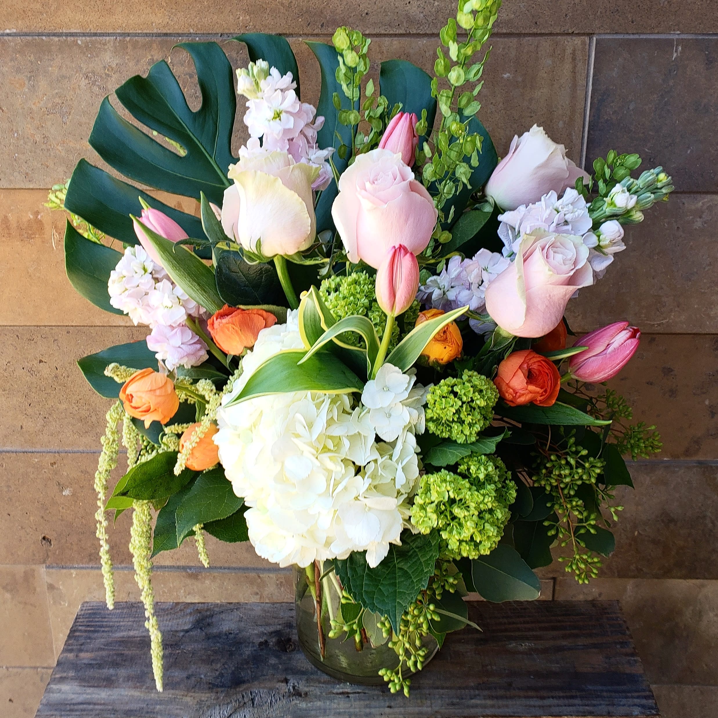 Amber Moon Abundant in San Mateo, CA | Blossoms and Botanicals