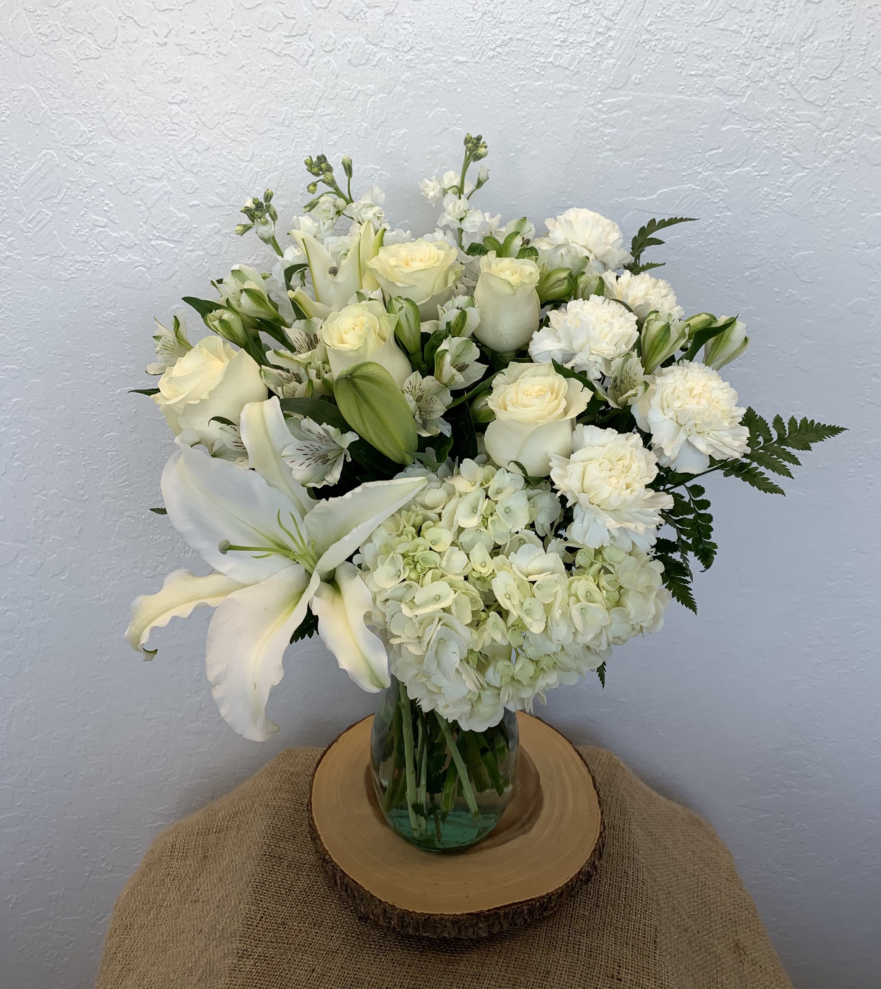 Purest Love Bouquet in San Jose, CA | La Floriya