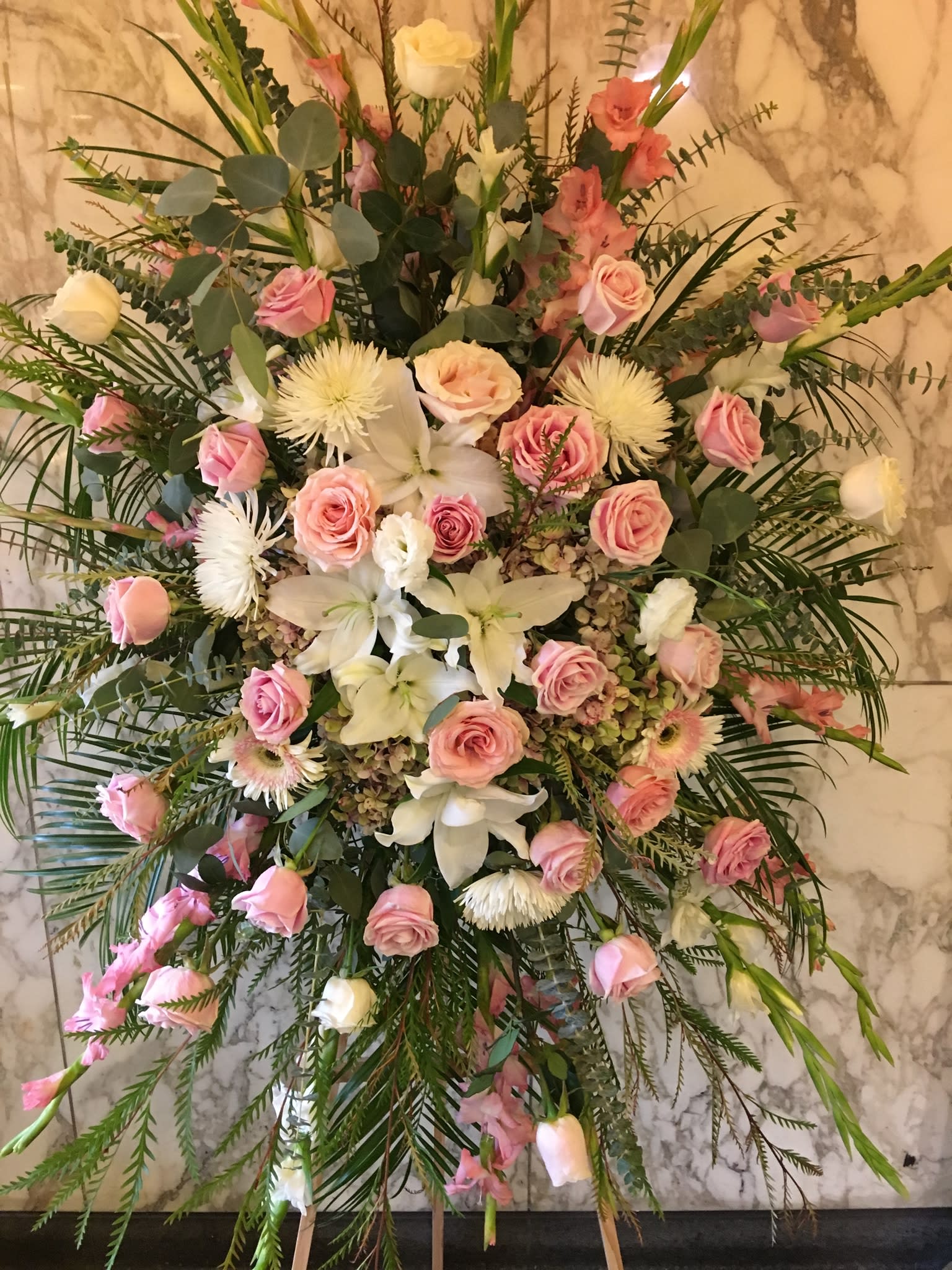 Blush standing spray in Los Angeles, CA | Downtown Flowers