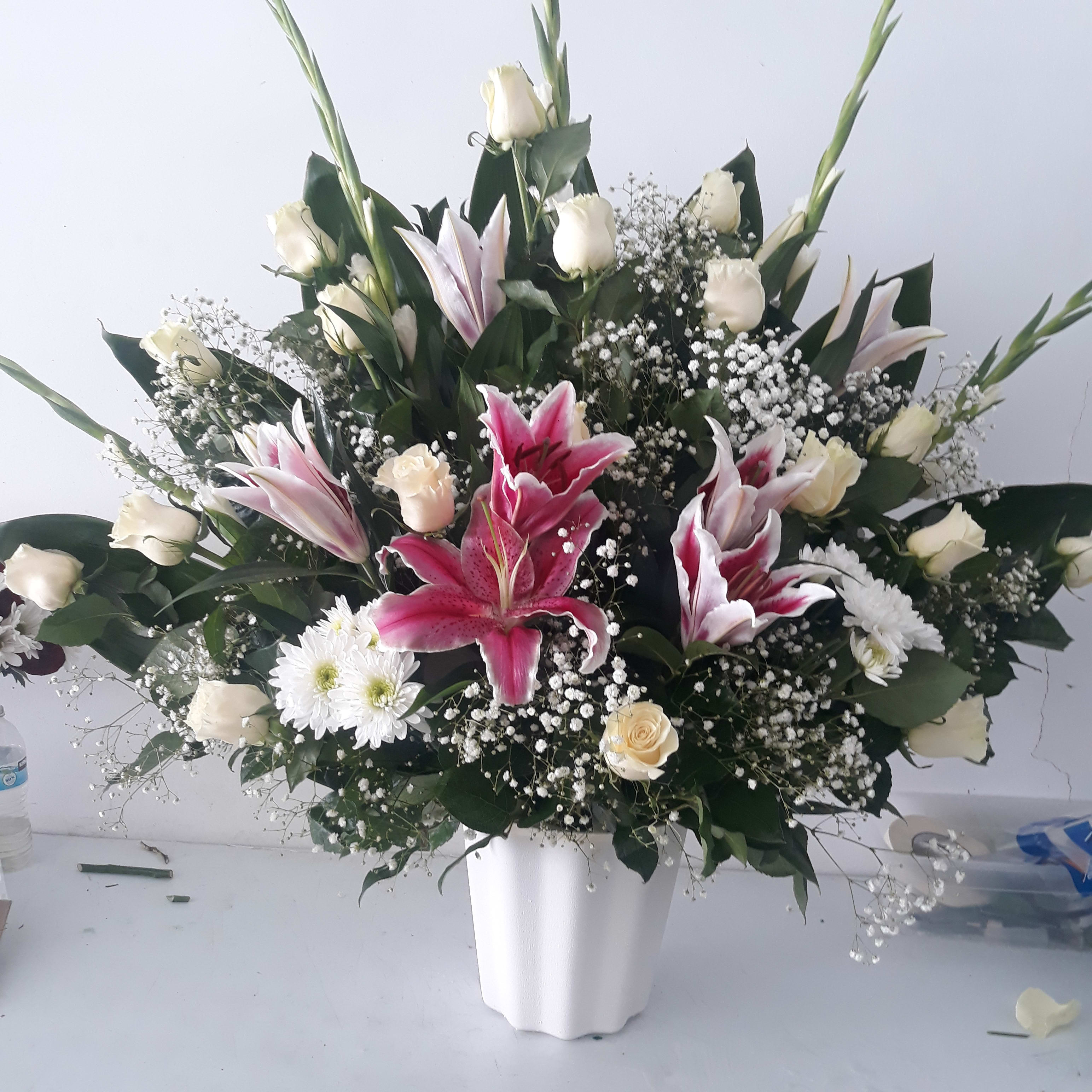 Aryanis by Ary's Flowers