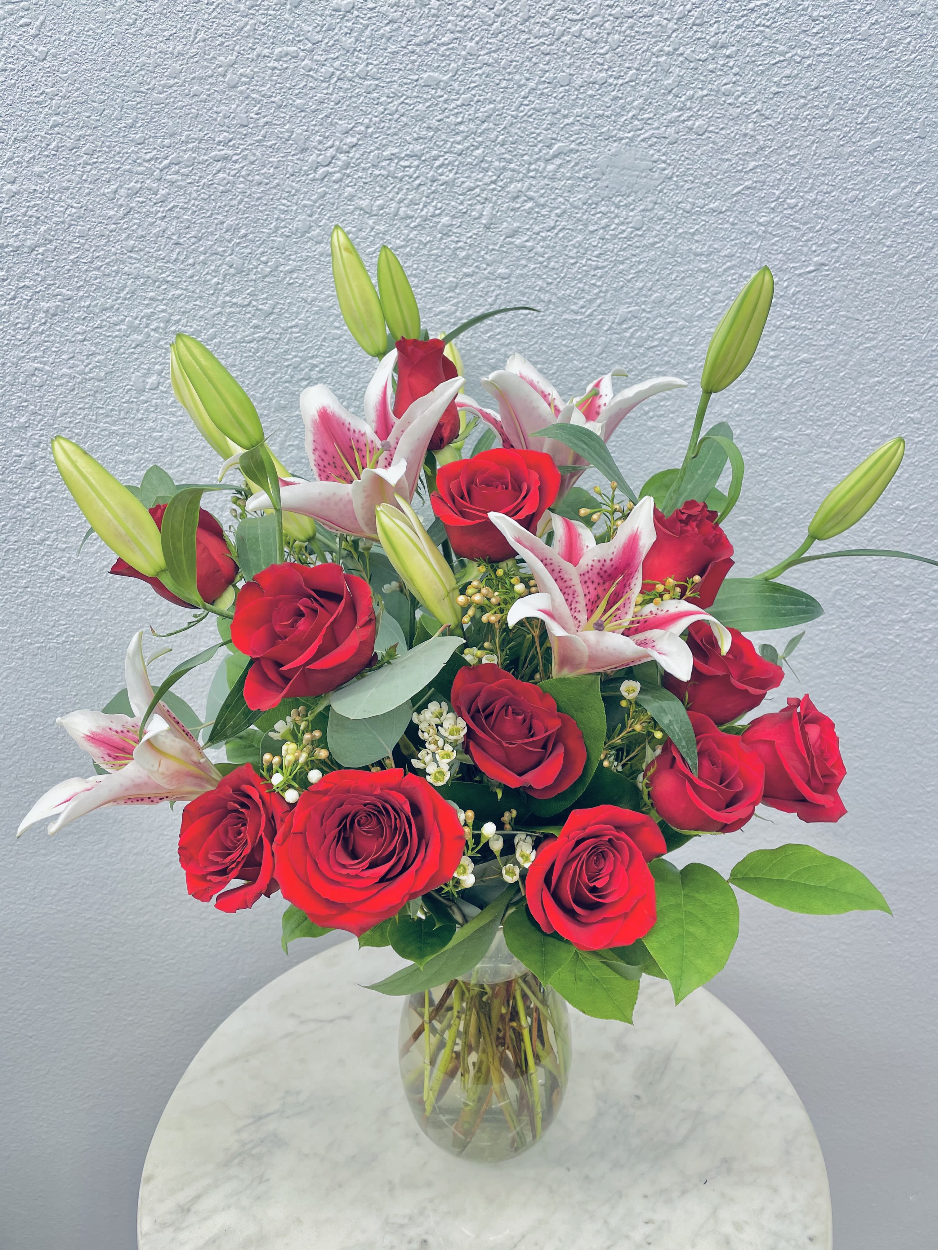 Premium Seasonal Roses and Stargazer Lilies in Reno, NV | Galena Forest ...