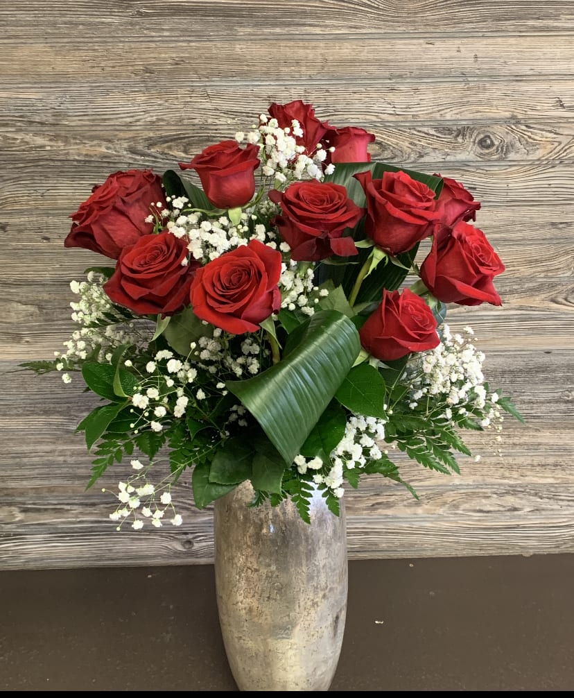 Luxurious Red Roses by Paradise Flower Market