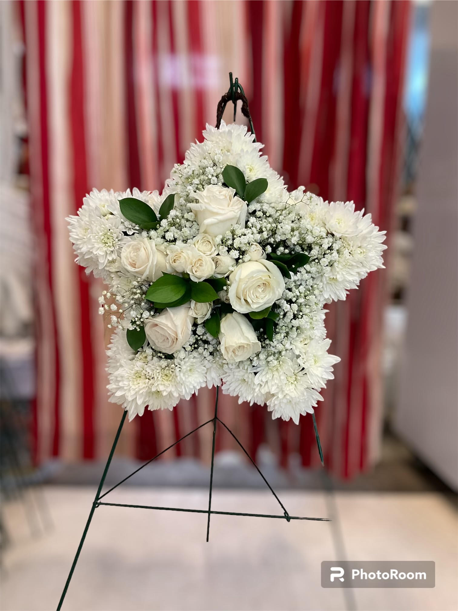 Wedding Star Arrangement in Winston-Salem, NC | Floreria Hortensias