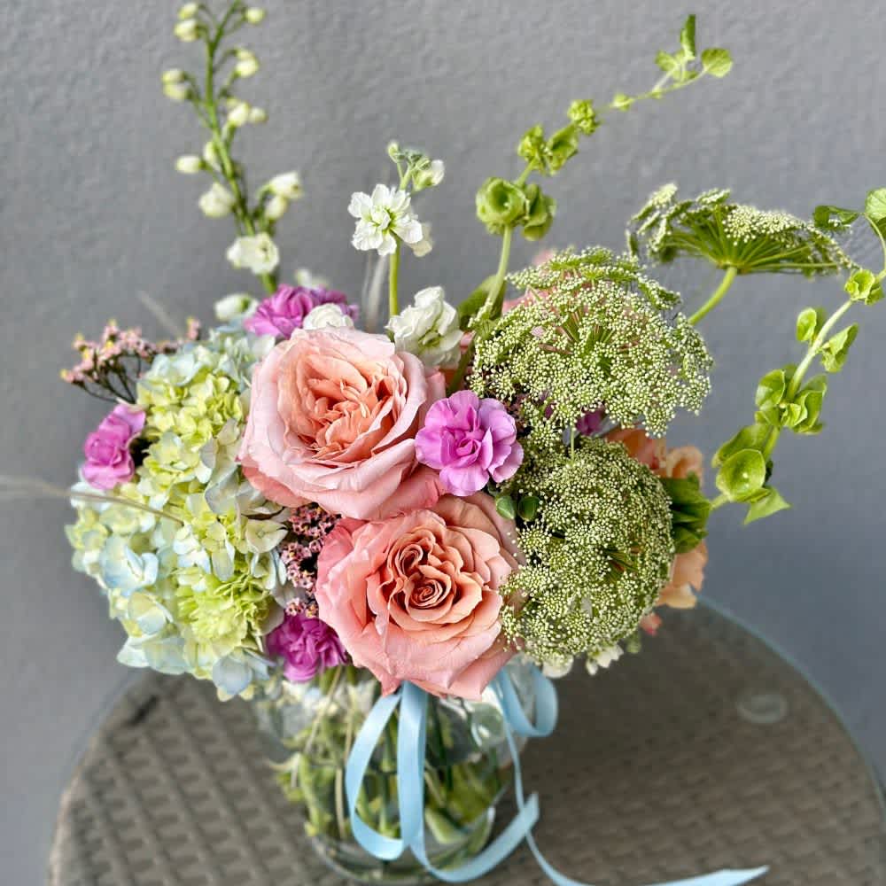“Peachy Breeze” Flower Vase by Floral Savour