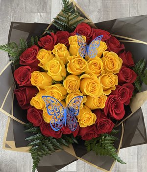Bouquet Of 35 Yellow And Red Roses by Gigi's Flowers and Gifts