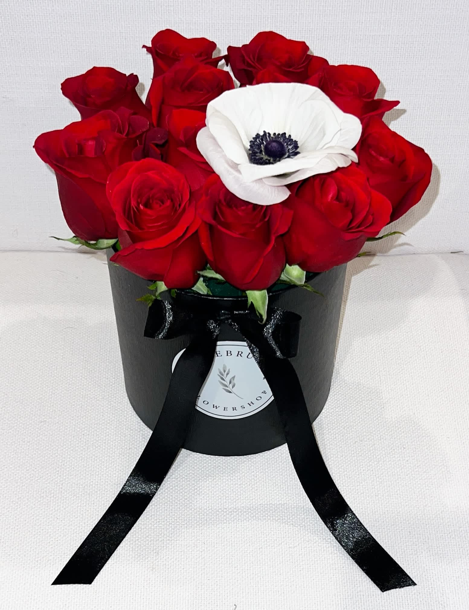 Red Roses in a Box in Gilbert, AZ | Sagebrush Flowershop