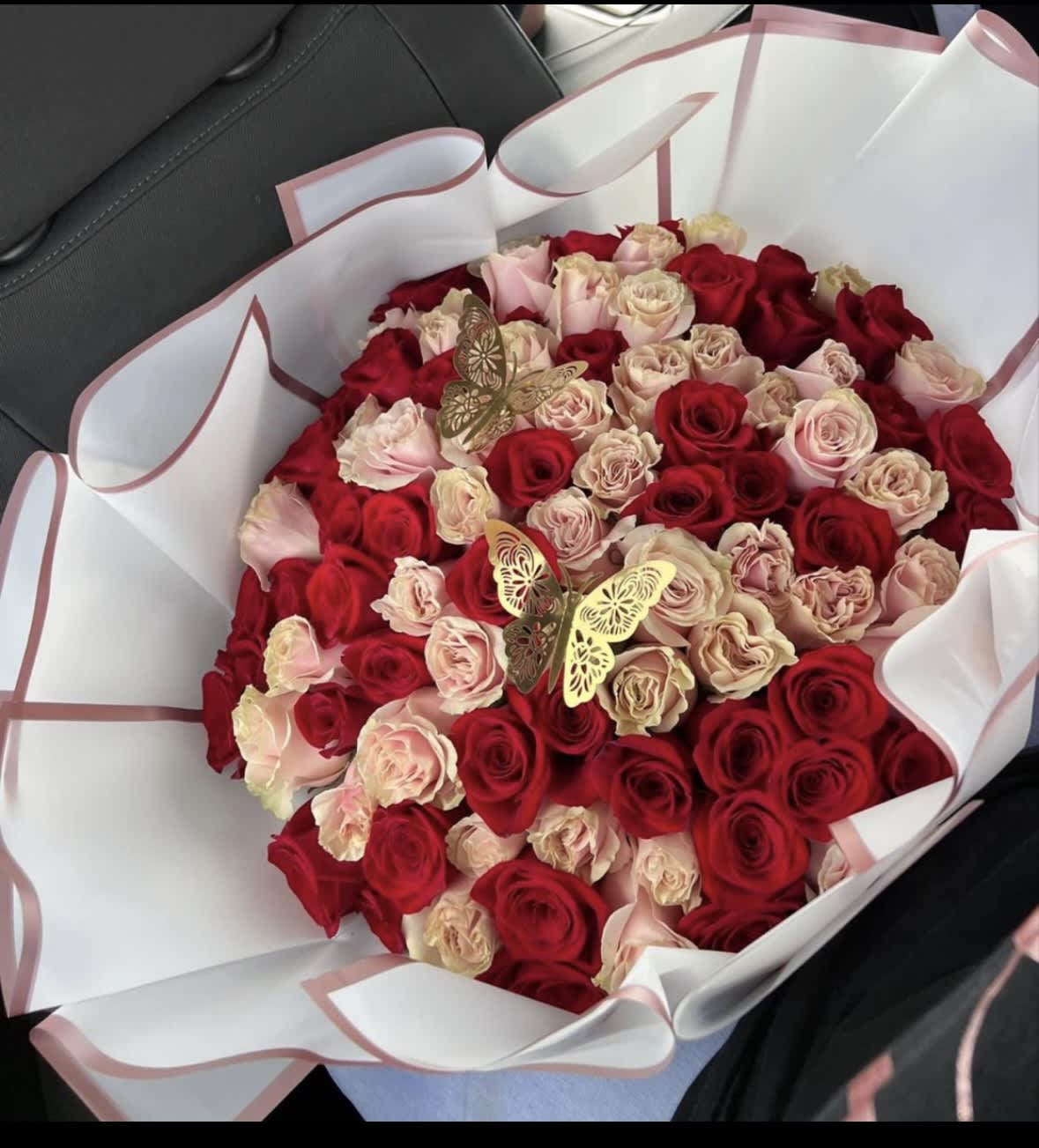 Ramo buchón mariposa 2 by Prietita Consentida