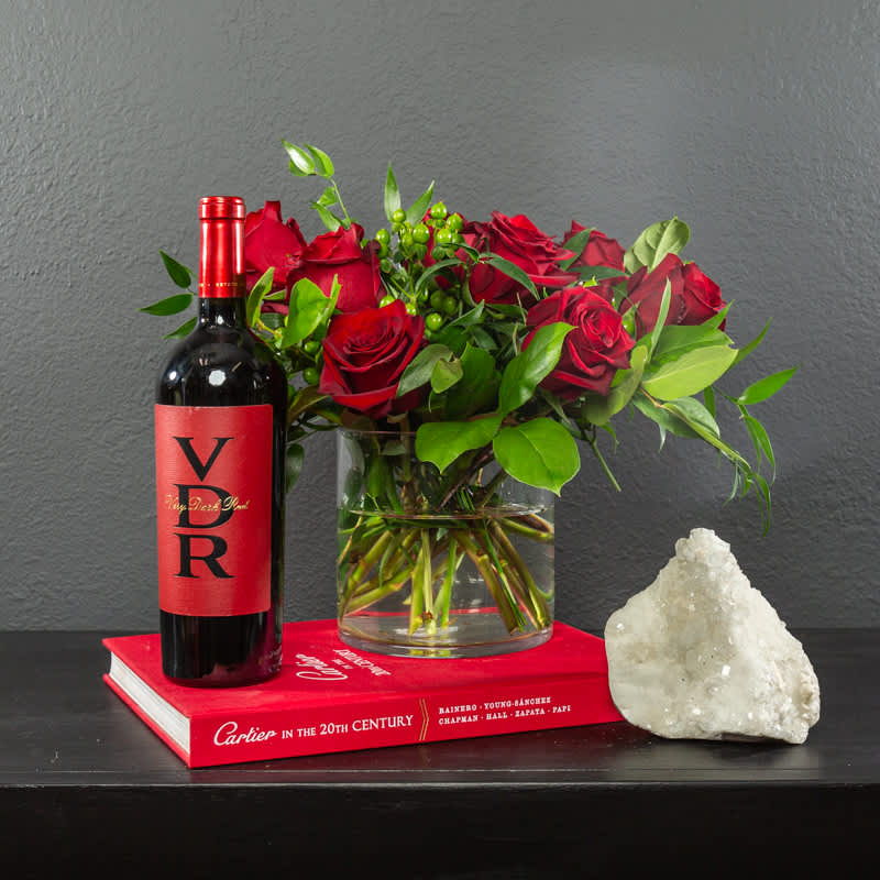 Modern Dozen Roses in Centennial, CO | Zalea Luxury Florist