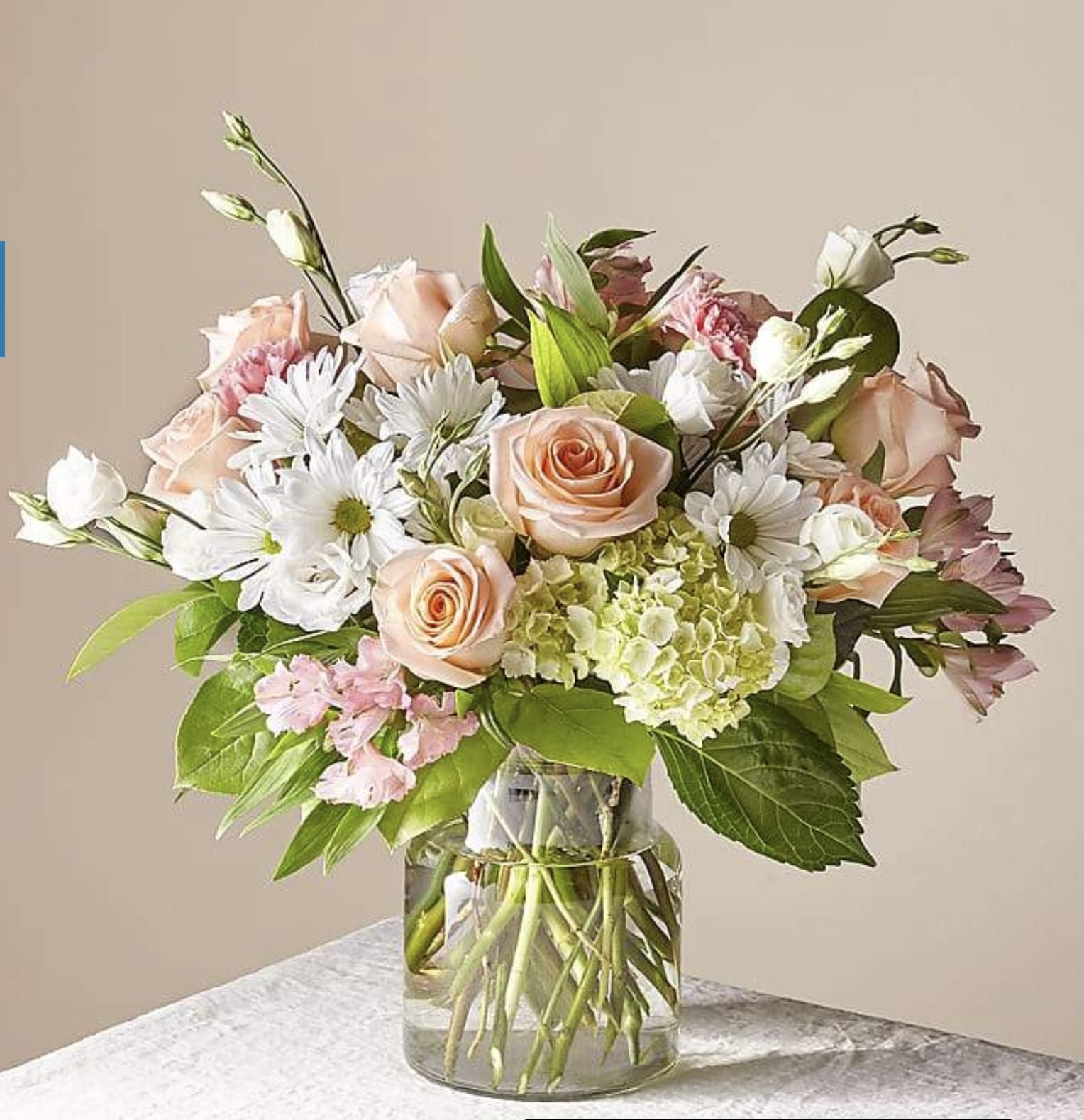 Flutter By Bouquet in Laredo, TX | Garza's Floral & Gift Shop