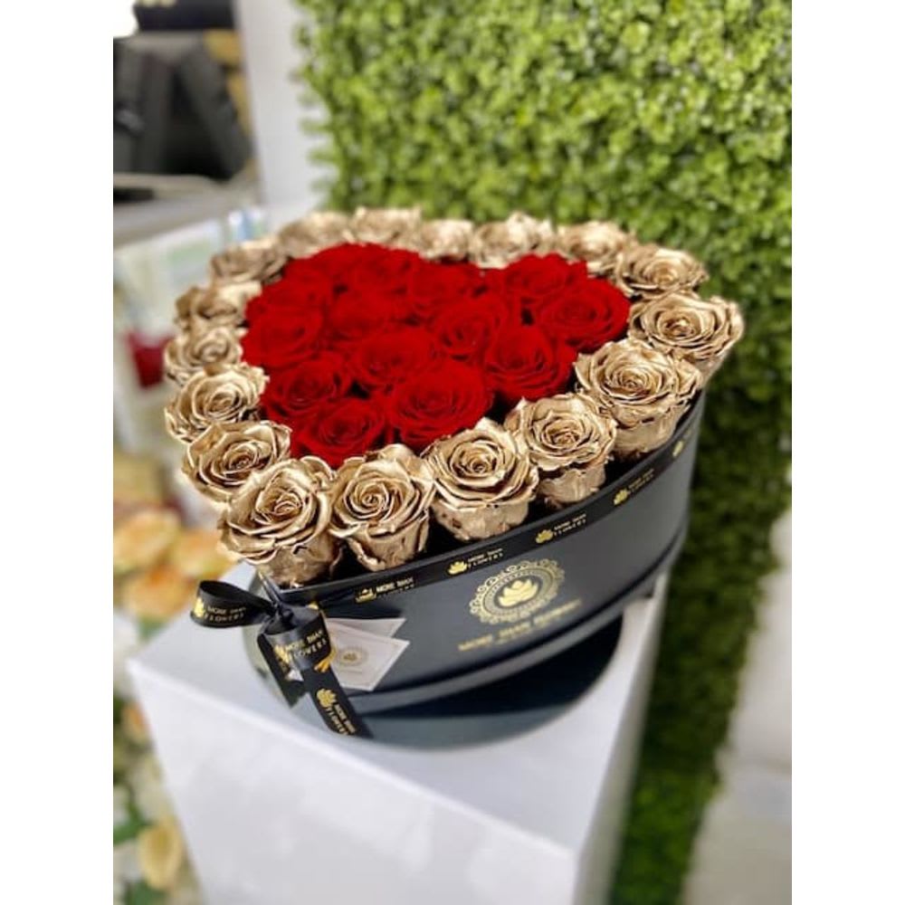 Heart Box Eternity Roses - Black Box, Gold/Red in Miami, FL | More Than ...