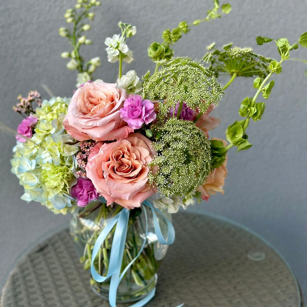 “Peachy Breeze” Flower Vase by Floral Savour