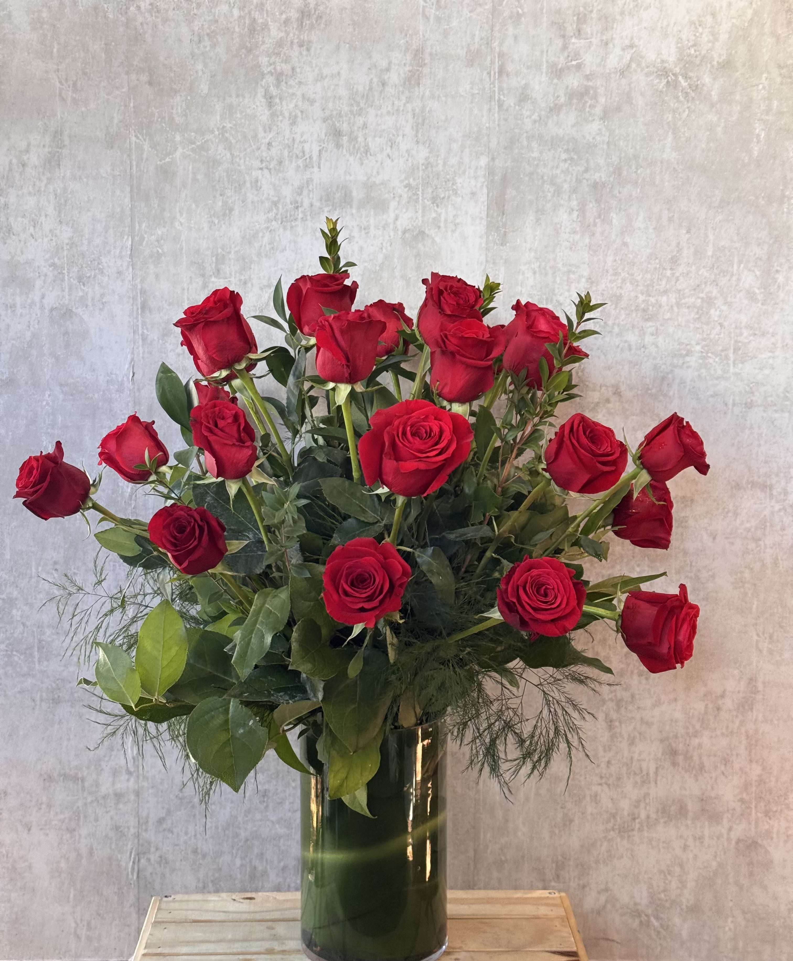Two Dozen Roses Arrangement in Manhattan Beach, CA | Growing Wild